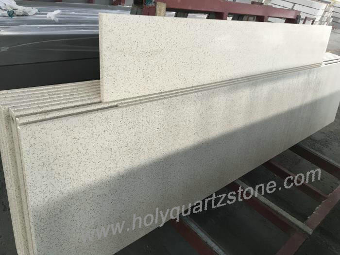 White Quartz Kitchen Countertops Back Splash Scratch Resistance