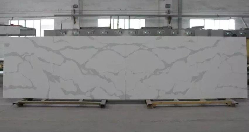 Large Calacatta Artificial Quartz Kitchen Countertops 3000 mm X 1400 mm Low Water Absorption