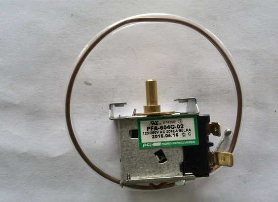 Mini size air conditioning thermostat temp range  0~35°C , Differential 3~8°C