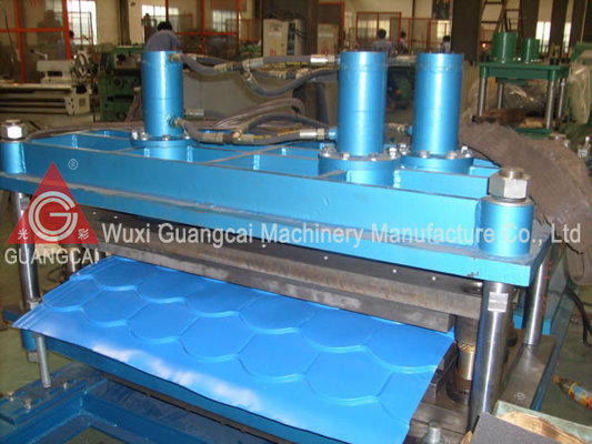 Profile Roofing Sheet Cold Roll Forming Machine with 45# Steel , Full Automatic
