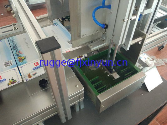 Semi automatic facial tissue carton box sealing machine with conveyor belt