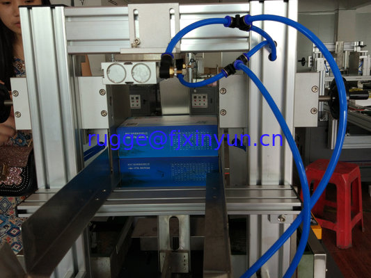 Semi automatic facial tissue carton box sealing machine with conveyor belt