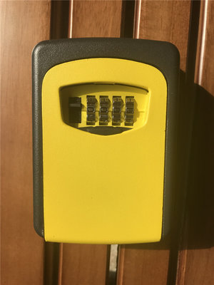 Multi-function Wall Mounted Key Storage Box / Outside Lock Box For Keys
