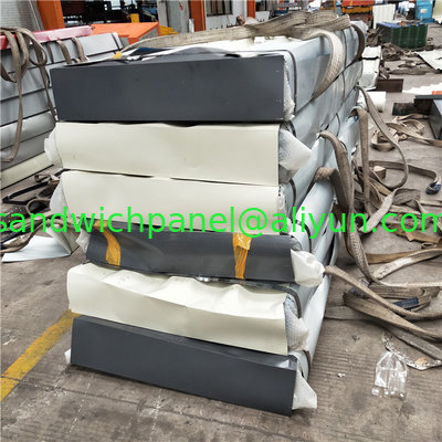 350pcs 840 type 0.3mm corrugated roof sheet as a package transported by a 40ft container