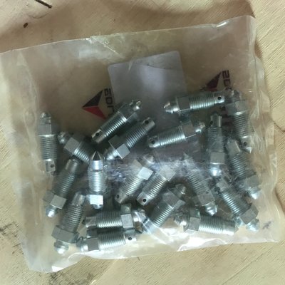Genuine SDLG LG958L Wheel Loader Spare Parts 4120001740 Vent nozzels