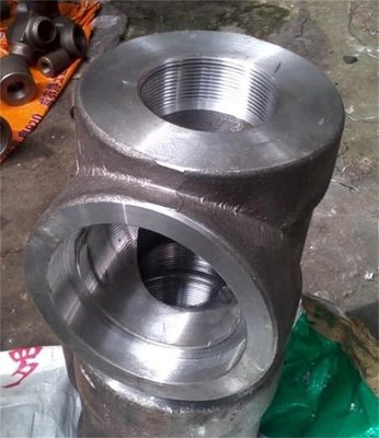 High Pressure 3000# 6000# 9000# Socket Butt Weld Tee For Oil Water Supply