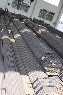 ASTM A334  Carbon Steel Seamless Pipe / Tube , 2inch 4inch Steel Pipe Non - Secondary