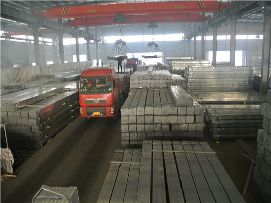 Thick Wall Rectangular Steel Tube Q345 Q235 / Hot Rolled Welded Steel Pipe