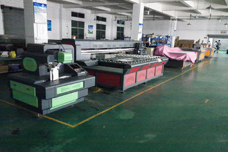 High Resolution Large Format  UV Flatbed Printer 2500x1300mm RICOH GEN4/GEN5
