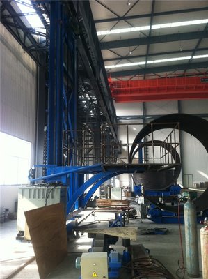 5x4m Column And Boom Manipulator With Control Box Platform For Seam Welding supplier