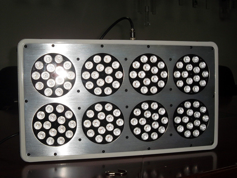 promotion arrivalApollo 8 LED Grow Light AC100~240V 700mA Color Red/Blue