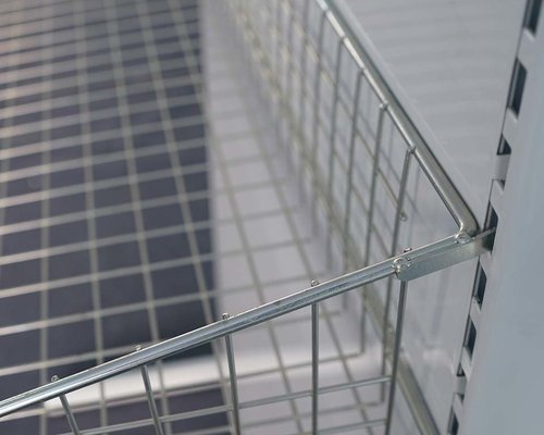300kg Capacity Supermarket Display Racks With Wire Basket , Store Display Stand