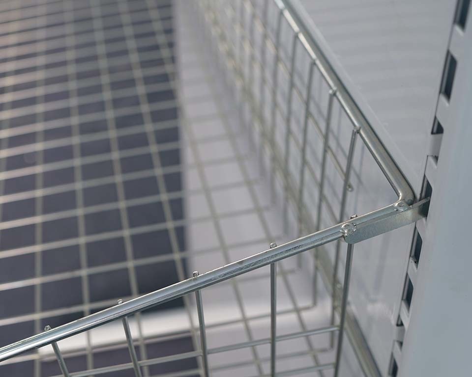 300kg Capacity Supermarket Display Racks With Wire Basket , Store Display Stand