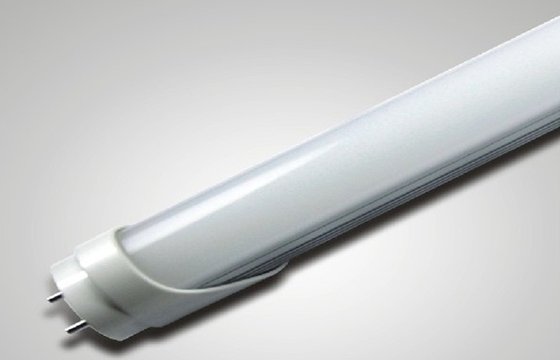 China 25W T8 LED Tube Light 2450lm 1500mm with Isolated Power for TUV CE VDE supplier