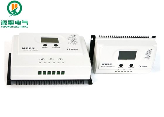 Streetlight MPPT Solar Battery Charger High Durability Three - Stage Charge Mode supplier