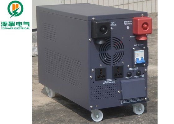 Off Grid Solar Controller Inverter 1500W 50Hz / 60Hz LCD + LED Display supplier