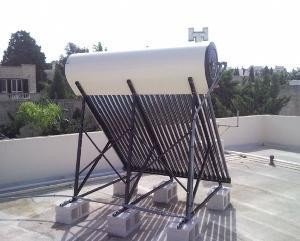 Three Target Vacuum Tubes Solar Water Heater