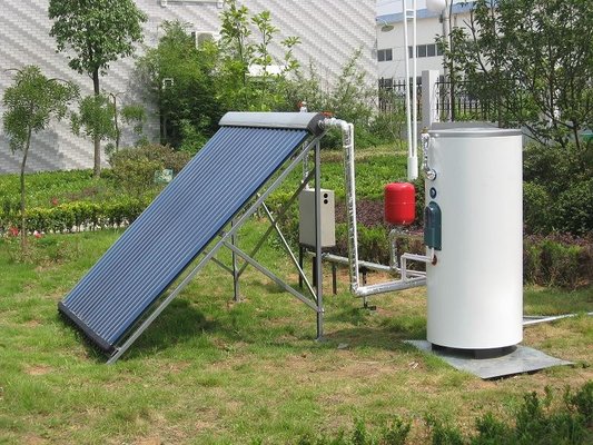 Household 150L Heat Pipe Separate Pressurized Solar Water Heater Systems Customized