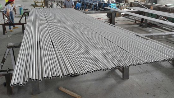 Hydraulic Stainless Steel Seamless Boiler Tubes , High Tensile Strength 520Mpa - 530Mpa