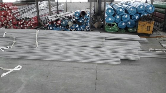 Hydraulic Stainless Steel Seamless Boiler Tubes , High Tensile Strength 520Mpa - 530Mpa