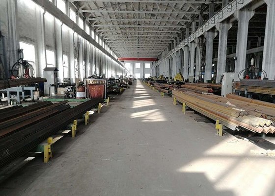 Steel Structure Painted Mobile Telecom Tower Custom Wind Speed Long Lifetime supplier