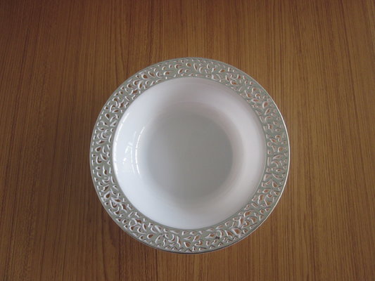 7.5in. Gold  Premium Plastic Wedding Plates (20 Pack)  China