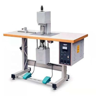 Medical Mask Ear Loop Welding Machine / Ultrasonic Spot Welding Machine