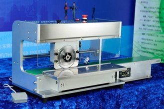 China PCB Depanelizer Machine PCB Separator For PCB Assembly SMT Machinery supplier
