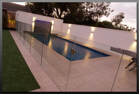 Tempered Swimming Pool Glass Fencing , Glass Deck Fencing Blue supplier