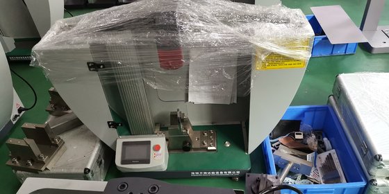 플라스틱 ASTM D256 ASTM D6110를 가진 따르는 아이조드 충격 시험 기계 실험실 장비