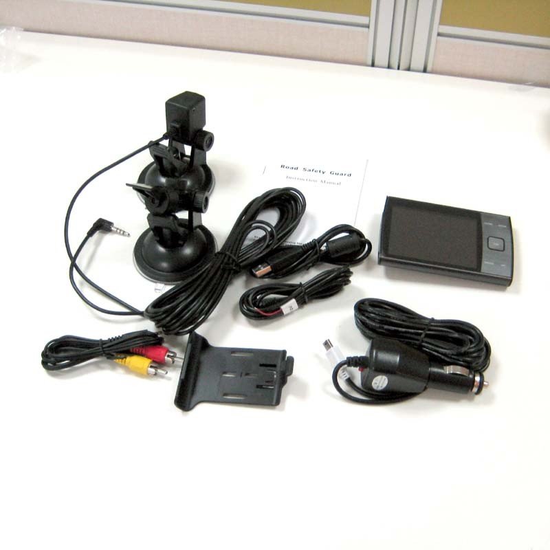 3.5 inch 1.3mp coms sensor hdmi video / photo dual cameracar blackbox dvr with 360 degree rotation