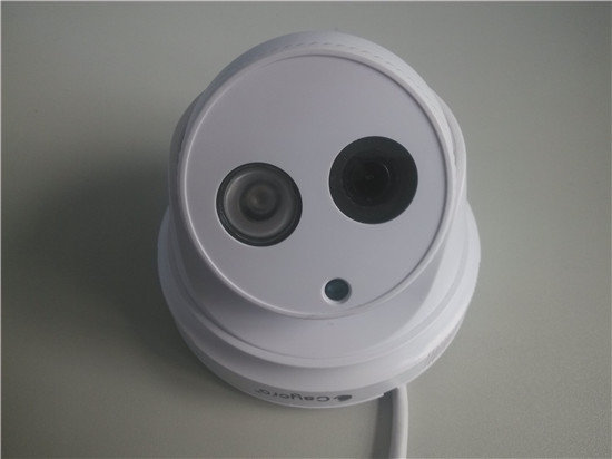IEEE 802.11n Wireless 1.3 MP Day Night PTZ IP Auto Motion Tracking Camera With Array LED