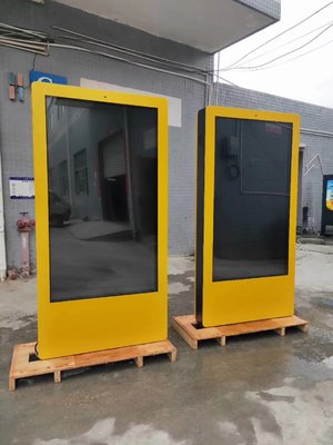 Dedi 75 인치 쉬운 광고를 위한 비바람에 견디는 옥외 독립 구조로 서있는 LCD 스크린 전시