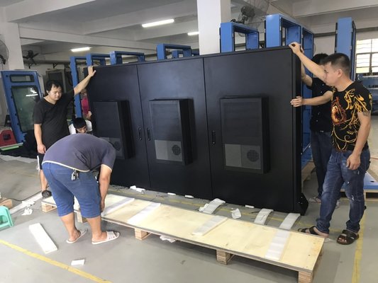 1 3 팬 냉각을 가진 좁은 날의 사면 LCD 영상 벽 전기 용량 접촉에 의하여