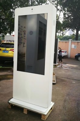 Contrassegno LCD verticale all'aperto di Digital della rete impermeabile a 32 pollici di Dedi