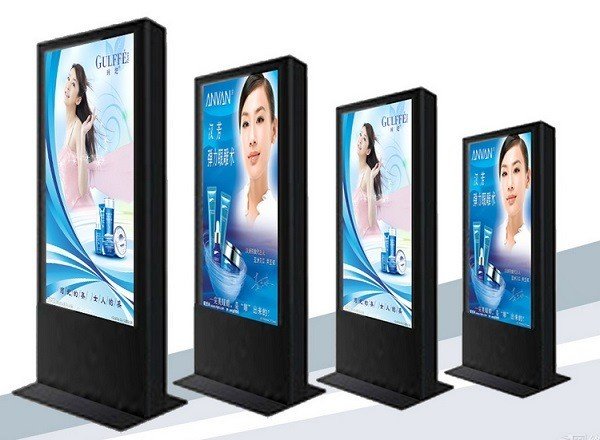 Windows 컴퓨터를 가진 최고 호리호리한 43inch 옥외 IP65 LCD 디지털 표시 장치, LCD 터치스크린 및 선택 안드로이드 선수