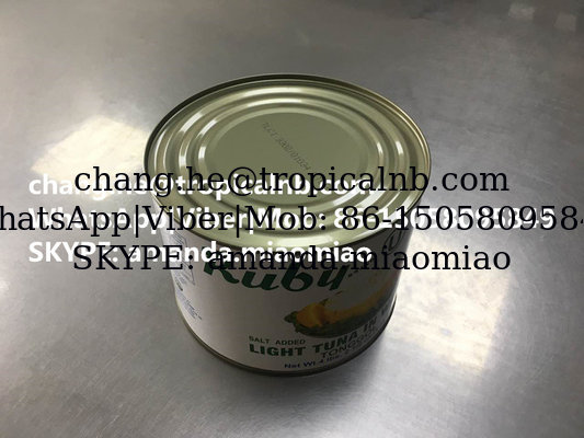 Canned light tuna chunks in water  66.50oz 1880g/dw1260g