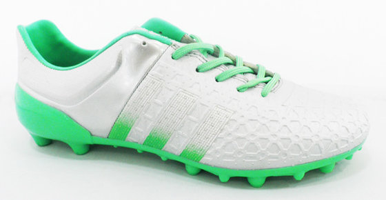 Custom Breathable Wholesale Soccer Shoes Outdoor Sports Shoes For Men