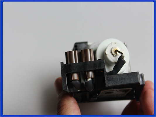 Mitsubishi Projector Lamp / Mitsubishi Replacement Lamp VLT-XD205LP supplier