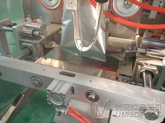 Automatic veritcal small pouch auger filler milk powder filling sealing packing machine supplier