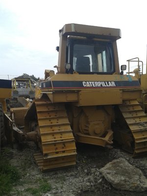 CAT D6 dozer Used Caterpillar Bulldozer D6R year 2005 9610 hours