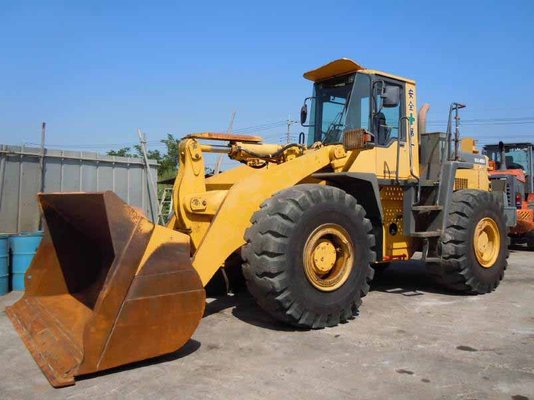 Komatsu WA450-3 Used Wheel Loader 17470 Hours / Used Heavy Equipment