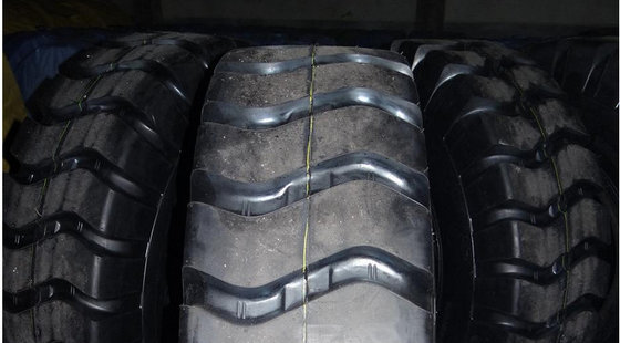 29.5-25 Commercial Bias Ply Tire / 28 PR E3 Pattern Compact Tractor Tyres