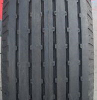 Sand Circumstance Bias Ply Mud Tires 900-16 1400-20 Industrial Solid Tyres