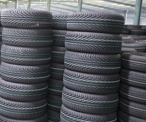 Steel Off Road Suv Tires 215/35Zr18 225/35Zr18 Rubber All Season Car Tyres