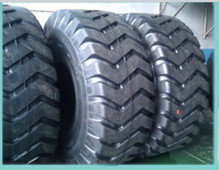 29.5-25 28 PR Wear Resistance OTR Tires , Bias Ply Off Road Tires For Tractor