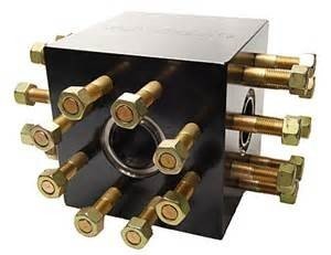 Studded block / Studded Cross 4-1/16" 10M(10000psi) x 1-13/16" 10m(10000psi), API6A 75K