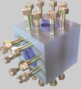 Studded Tee, 3 Way, 3-1/16" 1000PSI With Studs and Buts, API6A