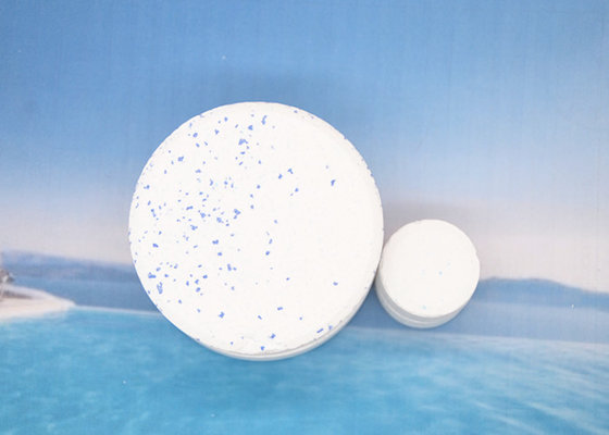 La purificación de la piscina hace tabletas el ácido Trichloroisocyanuric C3Cl3N3O3 ISO9001 verificada