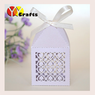 5*5cm wedding favors candy boxes pearl paper laser cut chocolate packaging box for wedding souvenirs in return